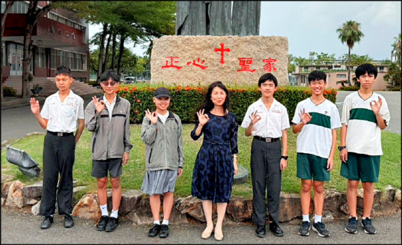 國中會考5A10+、作文6級分 雲嘉4生全國榜首 - 生活 - 自由時報電子報