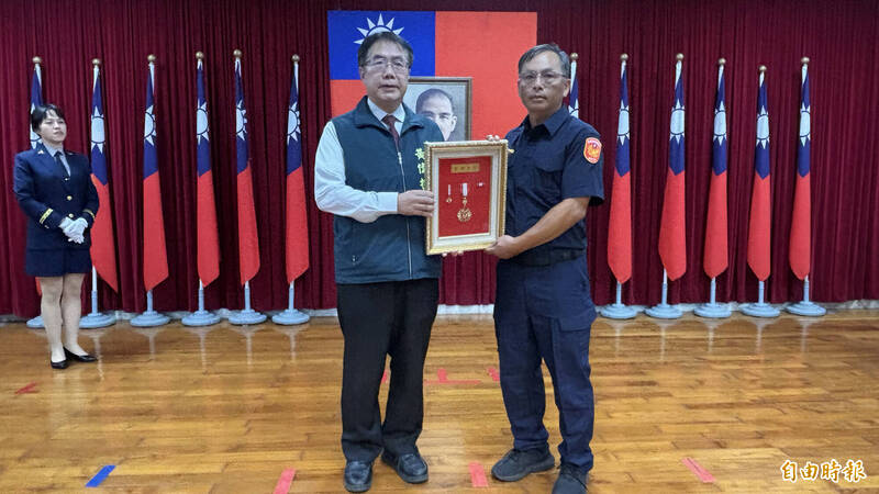 歡慶警察節 黃偉哲表揚3台南市模範警察致敬 - 社會 - 自由時報電子報