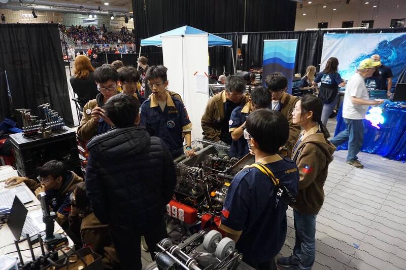 挺進世界冠軍賽 南科實中FRC6998機器人團隊再創佳績 - 生活 - 自由時報電子報