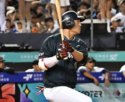 中職明星賽》史上首次全壘打PK分勝負！台灣隊朱育賢「再見轟」帶走勝利