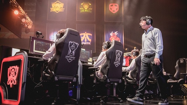 LOL世界賽》Unified打出身價 教練Tabe：未來會是世界前五ADC - 自由體育