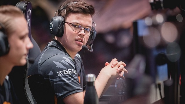 LOL世界賽》FNC輔助選手Jesiz：很期待與SKT或LZ對決 - 自由體育