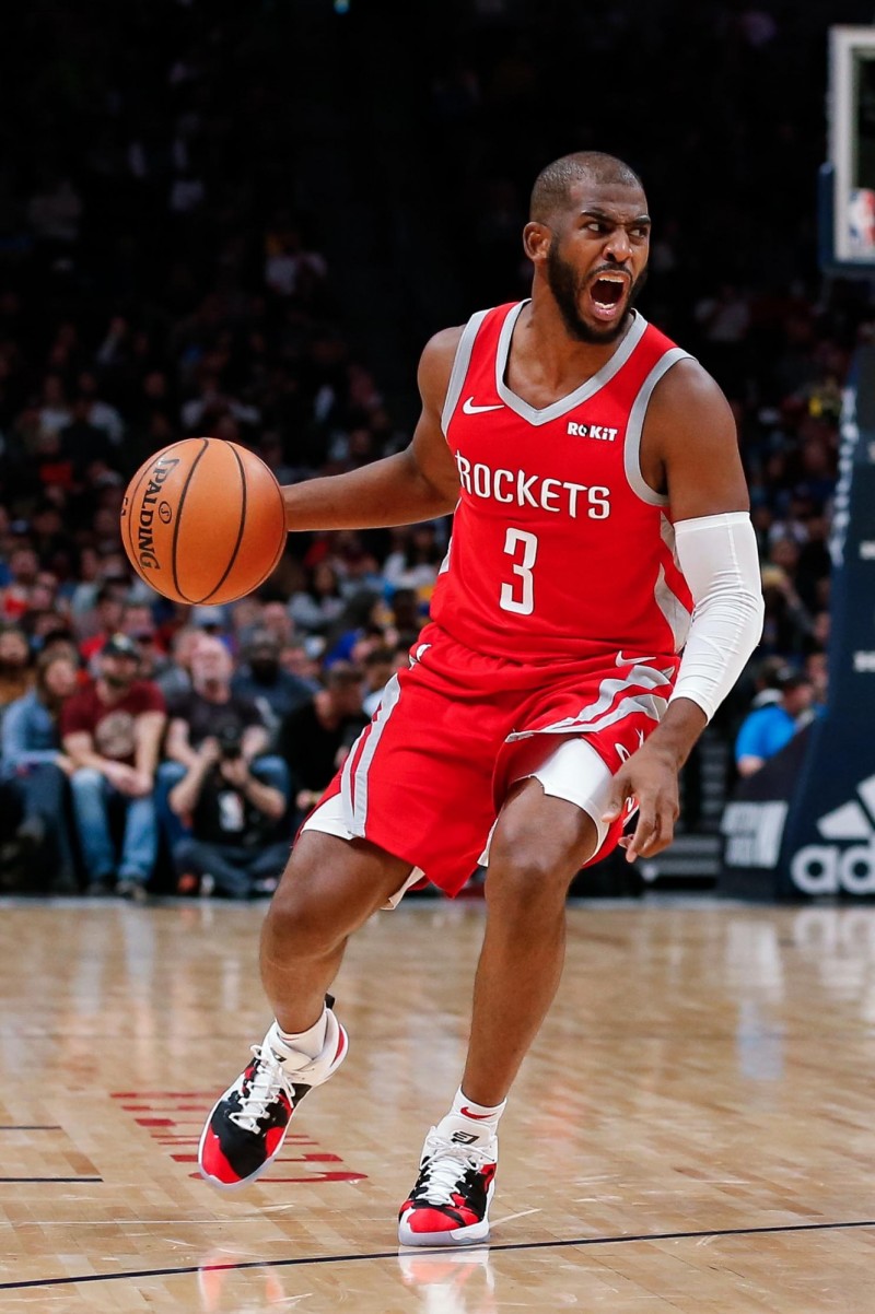 NBA》狂！CP3神級運球戲耍對手 約基奇當場變旋轉門 （影音） - 自由體育