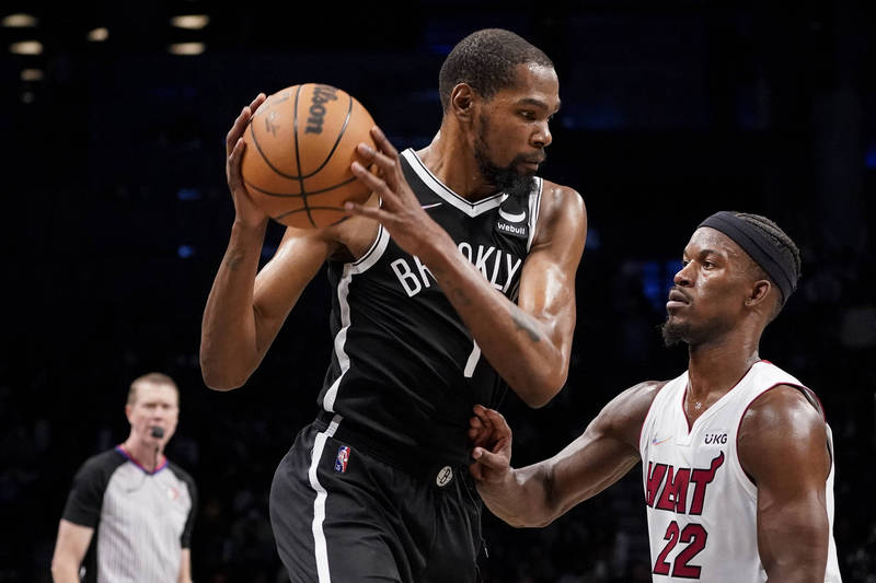 NBA》宇宙網開季進攻效率低落 KD坦言：我們的確想念KI - 自由體育