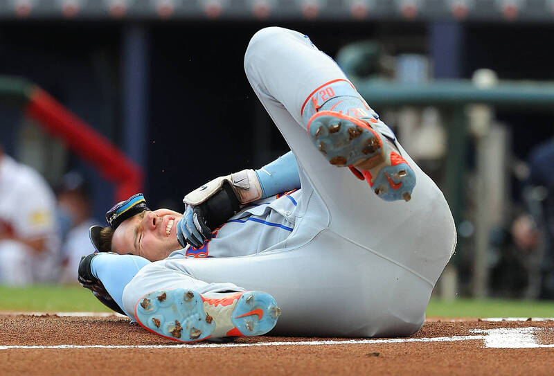 MLB》156公里火球招呼 大都會全壘打王遭球吻退場 - 自由體育