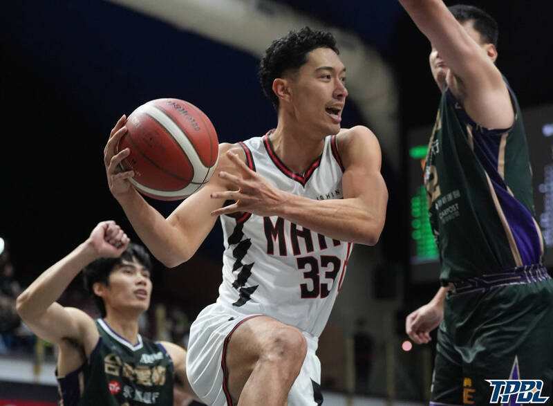 TPBL》末節關鍵2罰都失手 狀元雷蒙恩罰球7投1中：多練習 - 自由體育