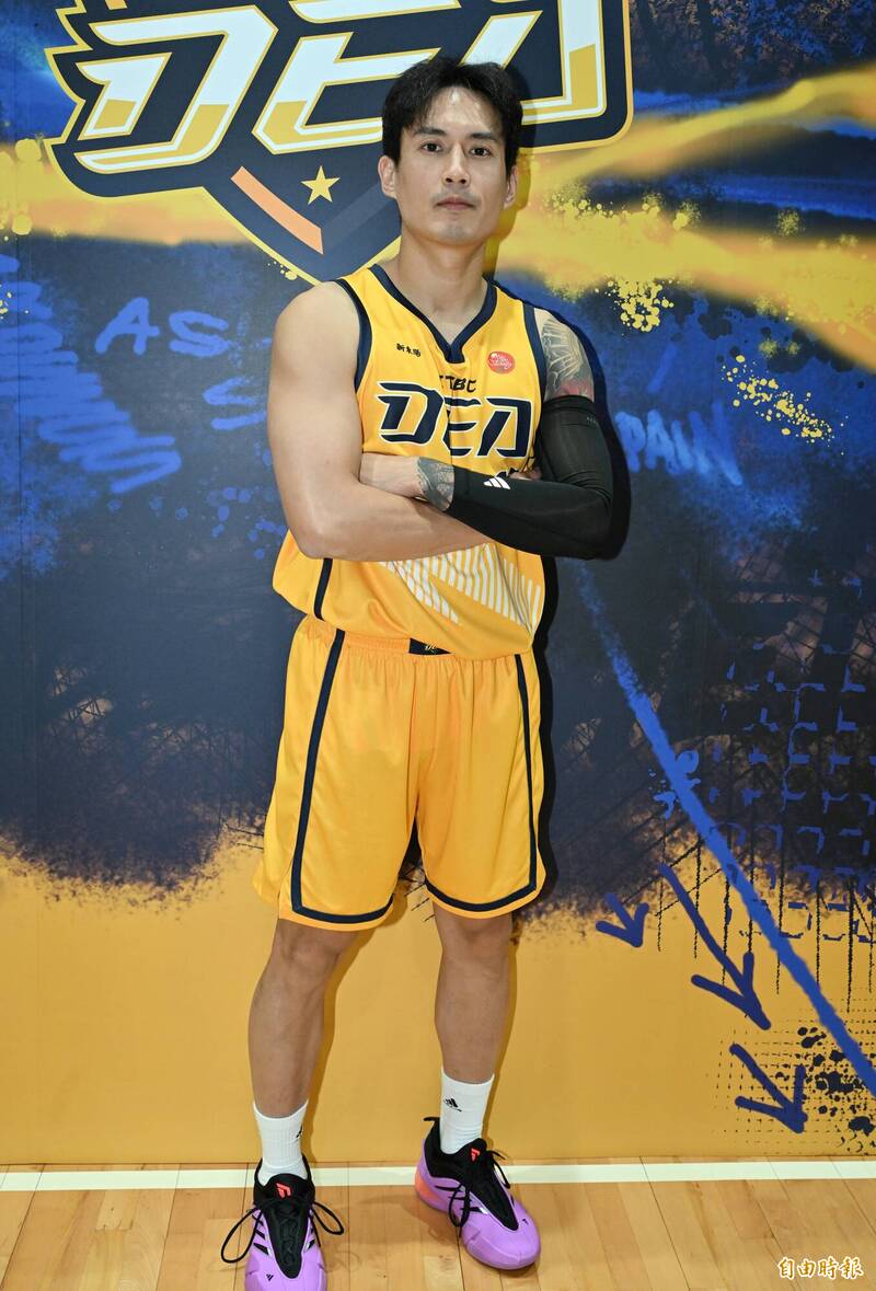 TPBL》在CBA被林書豪震撼教育 林韋翰期待傷癒復出後再對決 - 自由體育