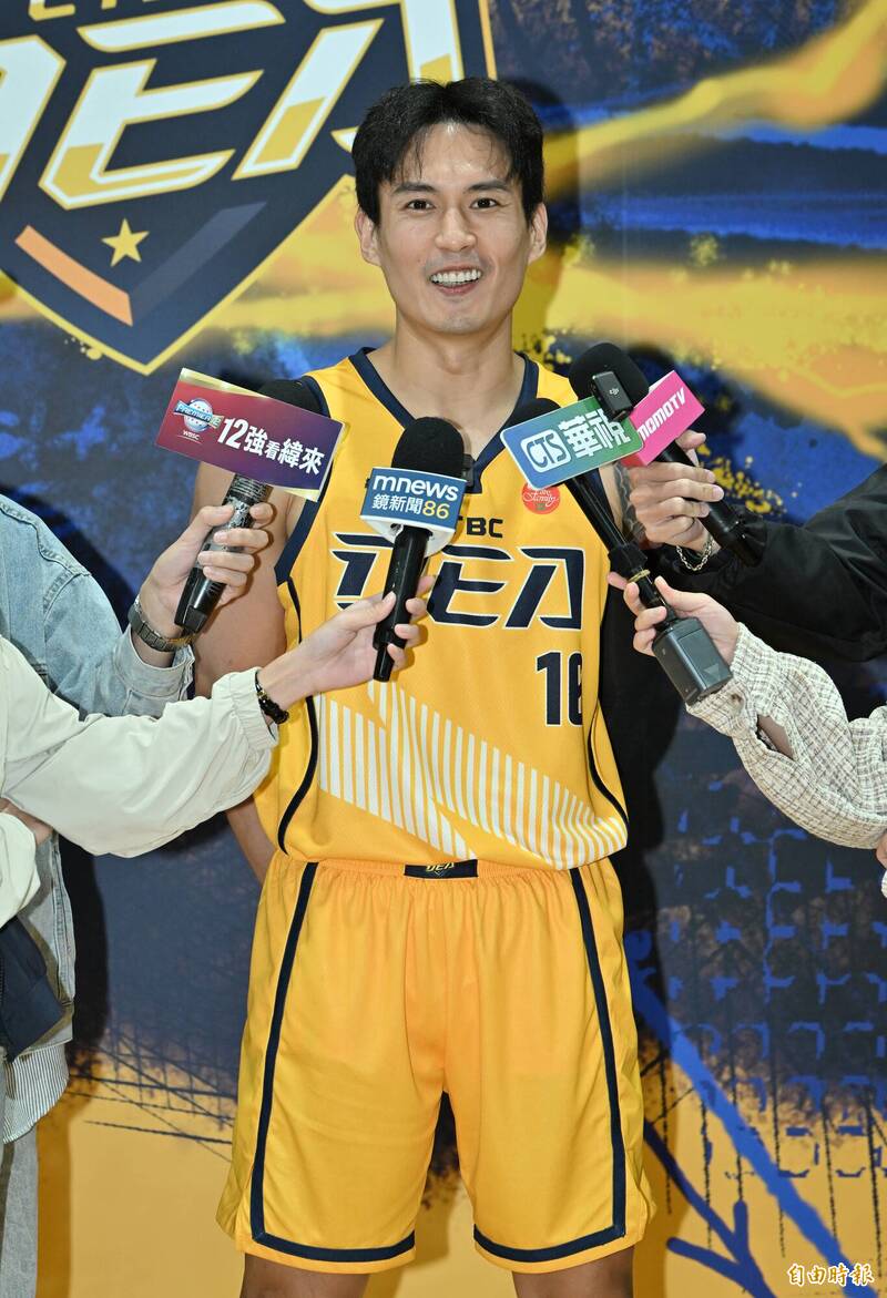 TPBL》在CBA被林書豪震撼教育 林韋翰期待傷癒復出後再對決 - 自由體育