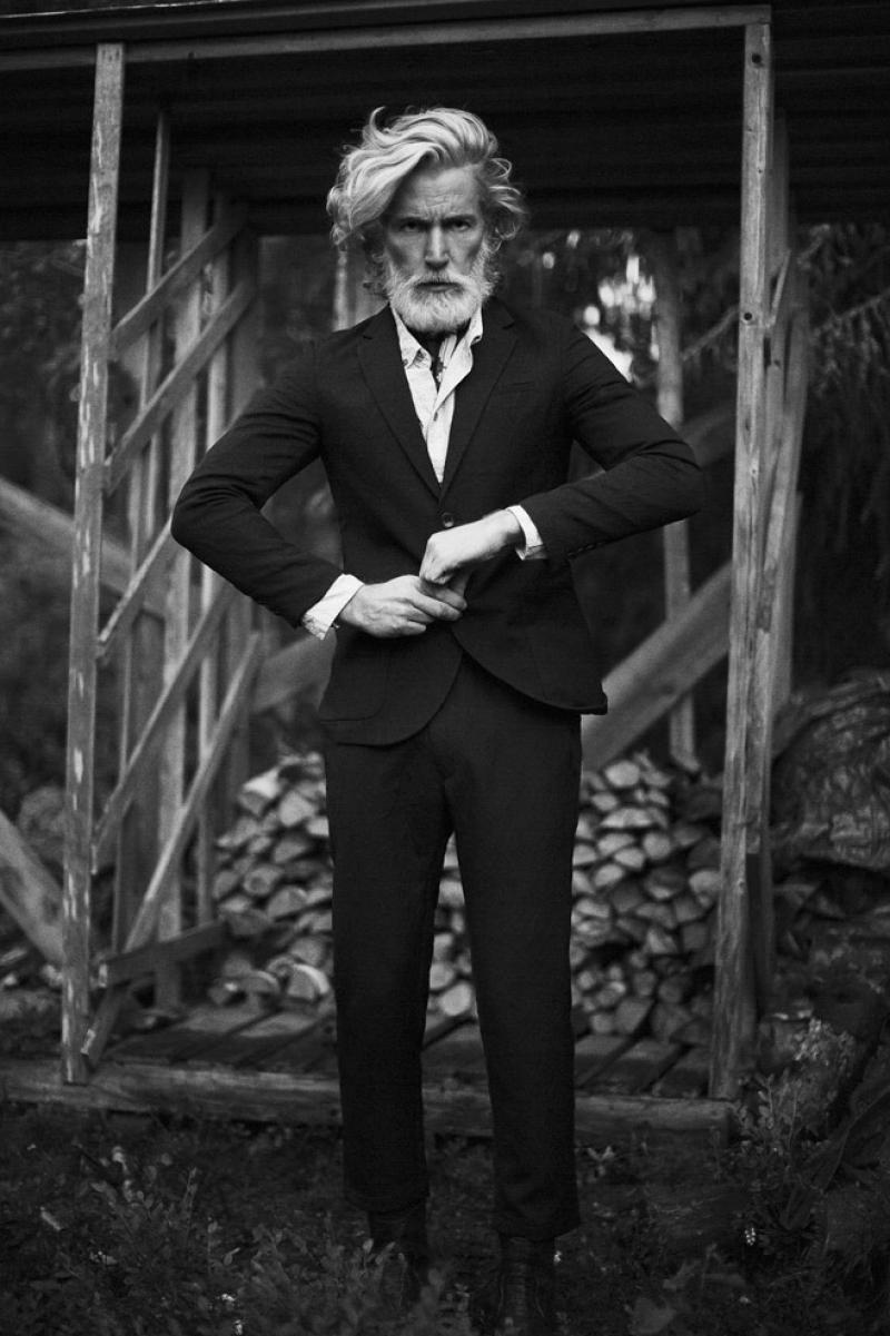 從情色影星到時尚名模，Aiden Shaw的優雅熟男魅力 - 自由電子報iStyle時尚美妝頻道