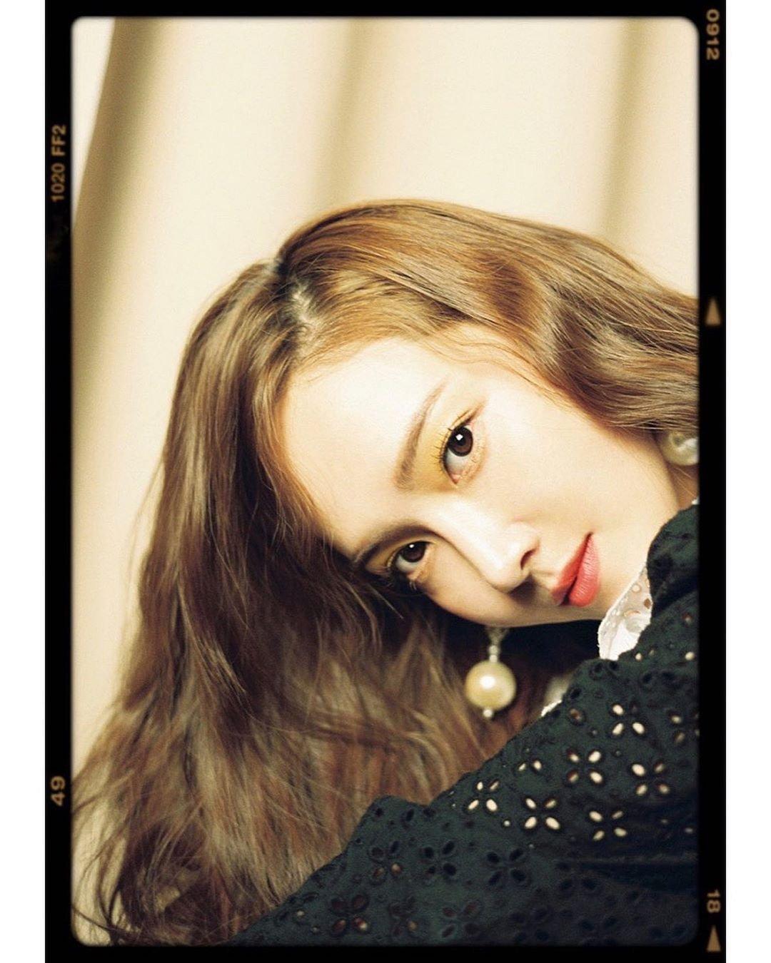 Jessica 深夜美照連三發！邪惡視角逼出性感「屁屁輪廓」引暴動 - 自由電子報iStyle時尚美妝頻道