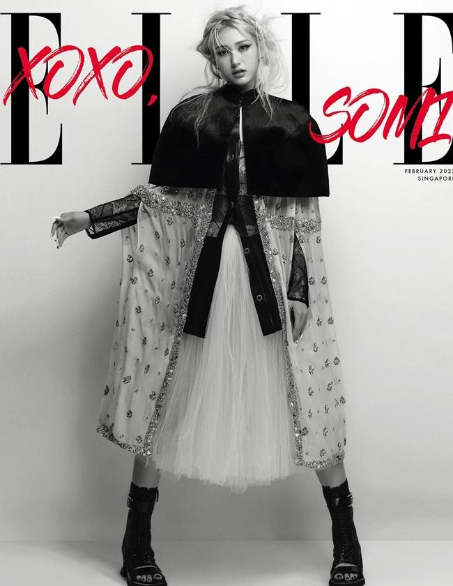 「人間神腿」Somi曬夢幻慶生照！真人版芭比卻讓網友焦點全歪了 - 自由電子報iStyle時尚美妝頻道