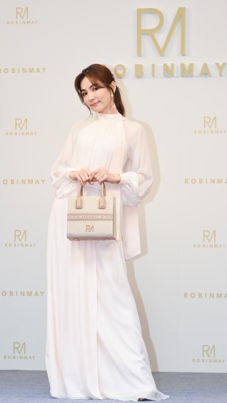 Ella個唱延期行程大亂！五歲勁寶連「母親節都忘了」？ - 自由電子報iStyle時尚美妝頻道