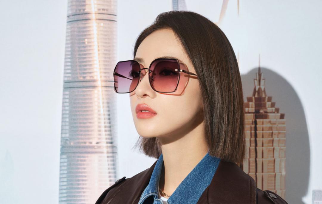 圓框眼鏡已退燒！2023夏季「果凍色鏡片」、「氣勢粗框」最時髦 - 自由電子報iStyle時尚美妝頻道
