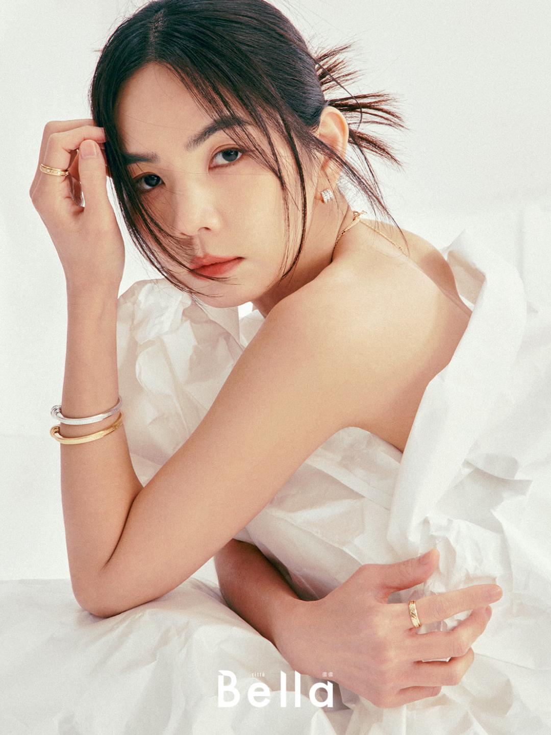 Ella久違登封洩大片美背與美腿！性感緊實線條全露證明零媽味 - 自由電子報iStyle時尚美妝頻道