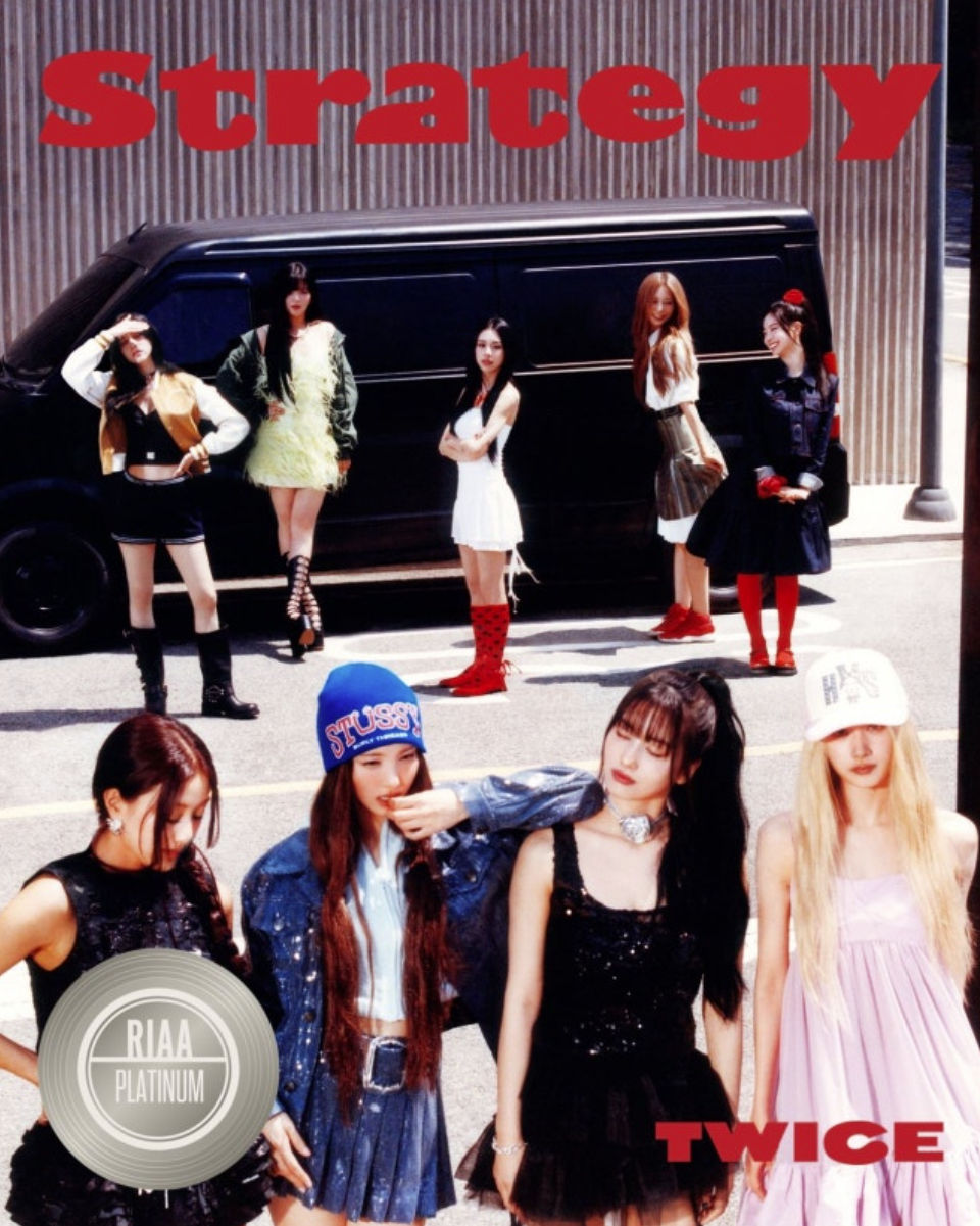 子瑜穿搭有亮點「愛台灣」心意不藏了！TWICE高雄開唱添好運 破韓團紀錄 - 自由電子報iStyle時尚美妝頻道