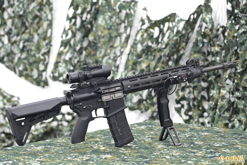 自由開講》國軍為自由而戰：升級武器裝備 強化夜戰能力 - 自由評論網